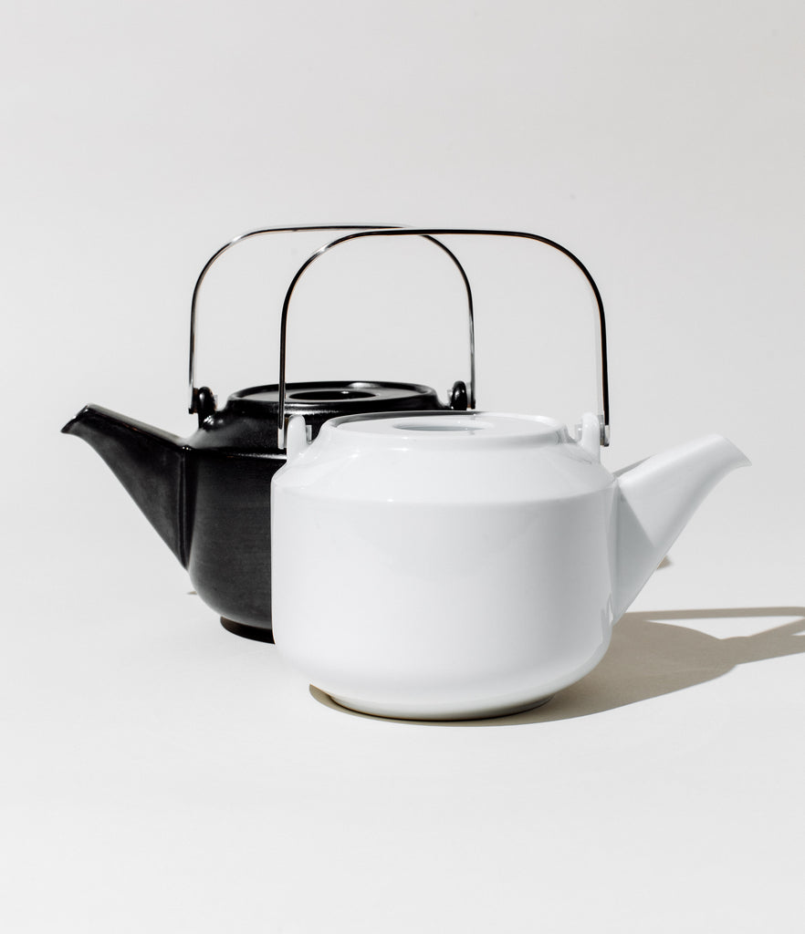 Kinto Porcelain Leaves to Tea Teapot | White Tea Pot | Art of Tea